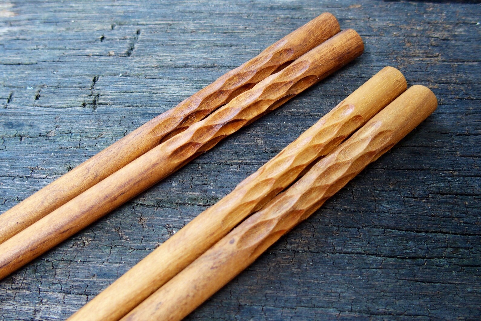Round Wooden Chopstick Hand Craft Unique Design, Wooden Chopstick ...