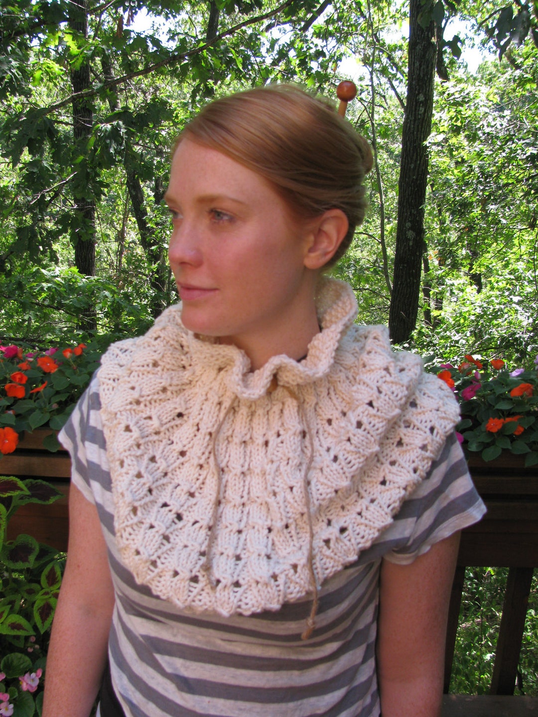Snowdrop Eyelet Lace Drawstring Cowl Cape Pattern--pdf - Etsy