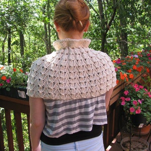 Snowdrop Eyelet Lace Drawstring Cowl Cape Pattern--pdf - Etsy