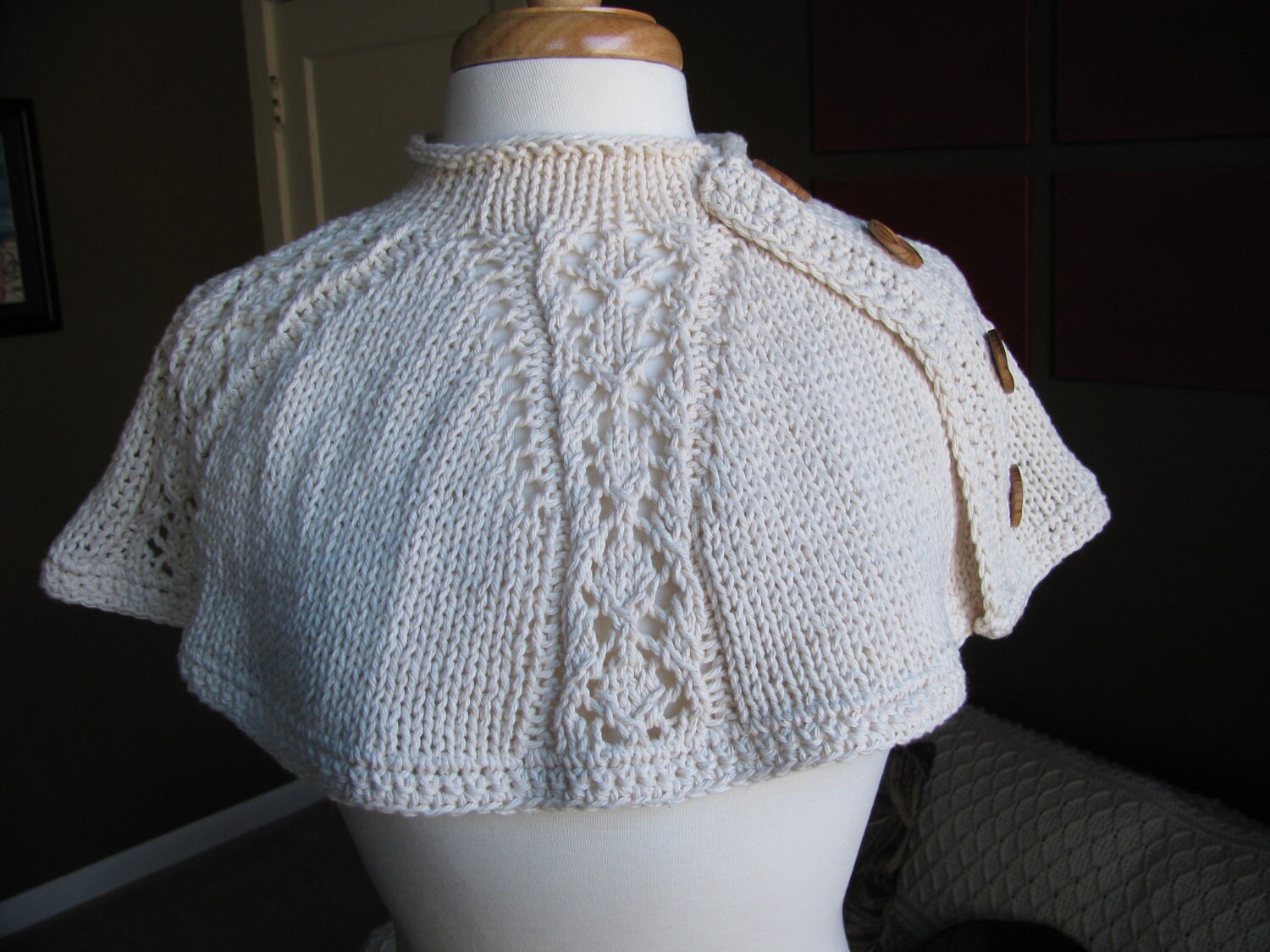 King Charles Lace Cape Cowl Pattern--pdf - Etsy