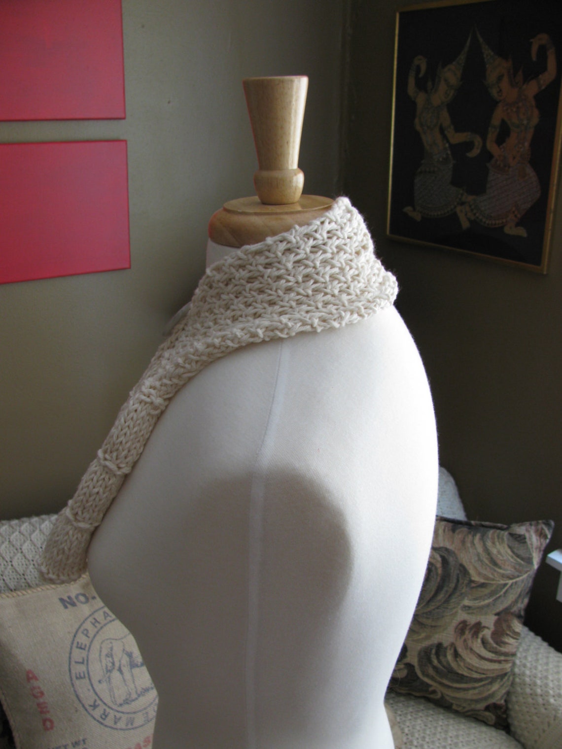 Buttoned Ruffle Ascot Pattern--pdf - Etsy