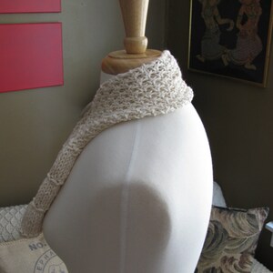 Buttoned Ruffle Ascot Pattern--pdf - Etsy