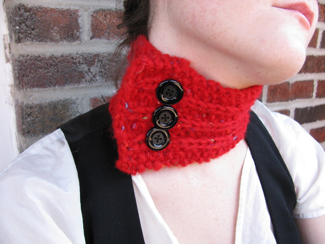 Buttoned Cowl / Collar--pdf Pattern - Etsy