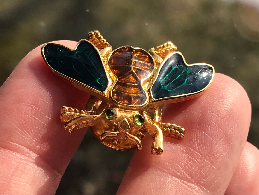Vintage Trifari Gold Bee Bug Pin Brooch Excellent - Etsy