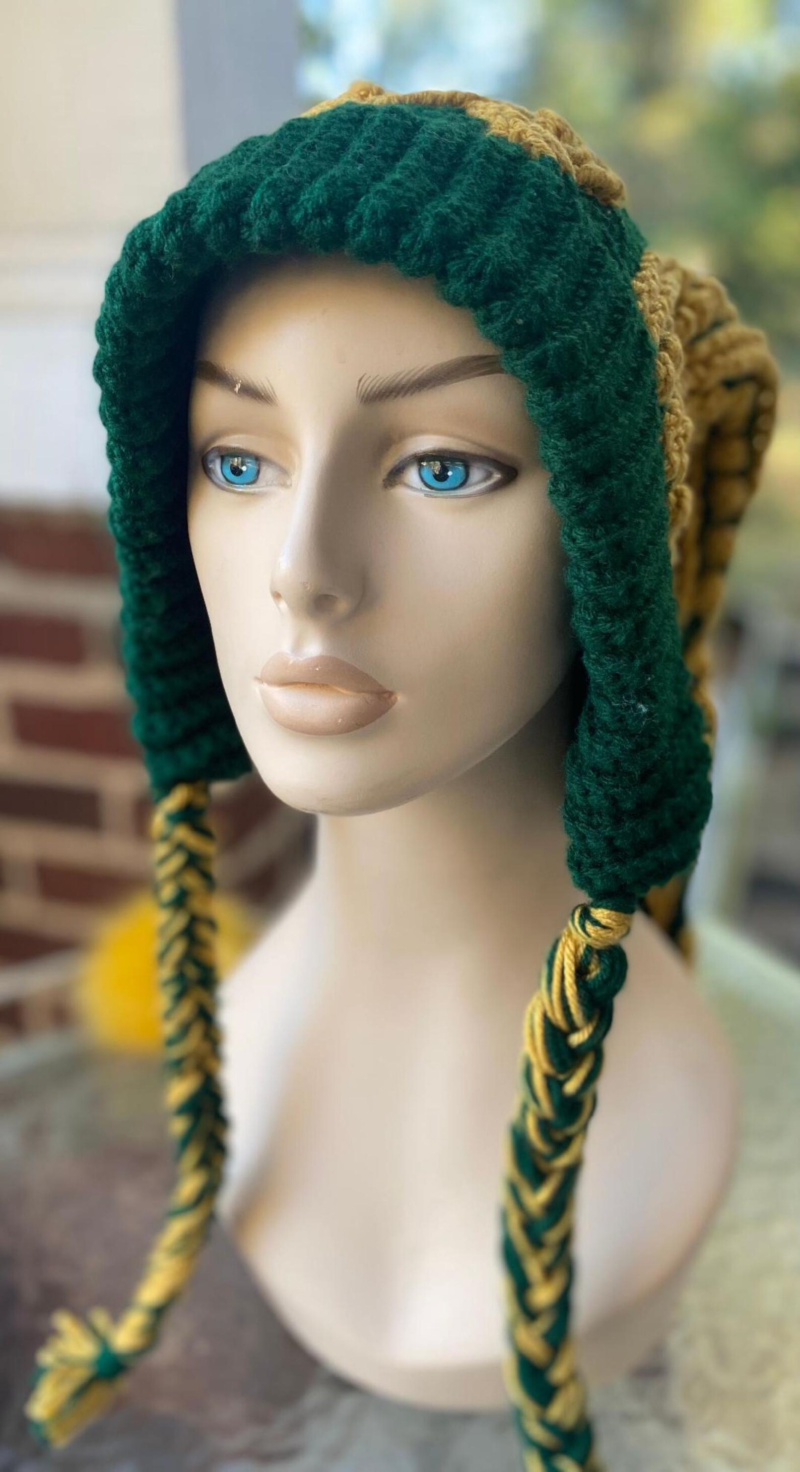 Fae Hood Celtic Cross, Liripipe Tail Stocking Hat, Acrylic Yarn, Green ...