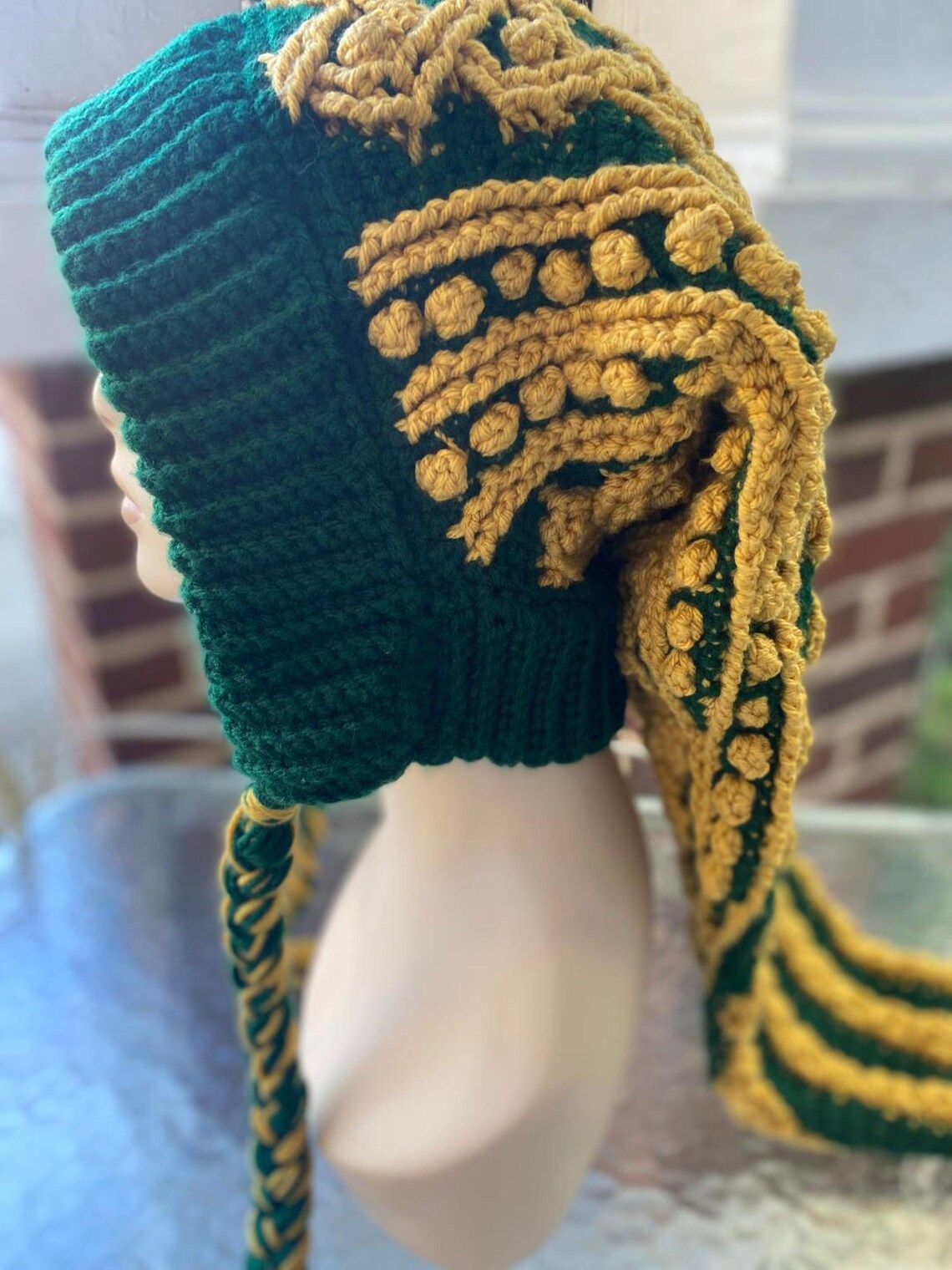 Fae Hood Celtic Cross, Liripipe Tail Stocking Hat, Acrylic Yarn, Green, Gold, Christmas Gift ...
