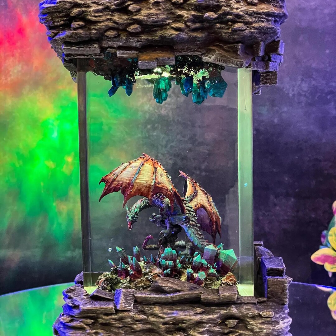 Dragon Gem Game Character Epoxy Resin Lamp, Resin Art, Custom Epoxy ...