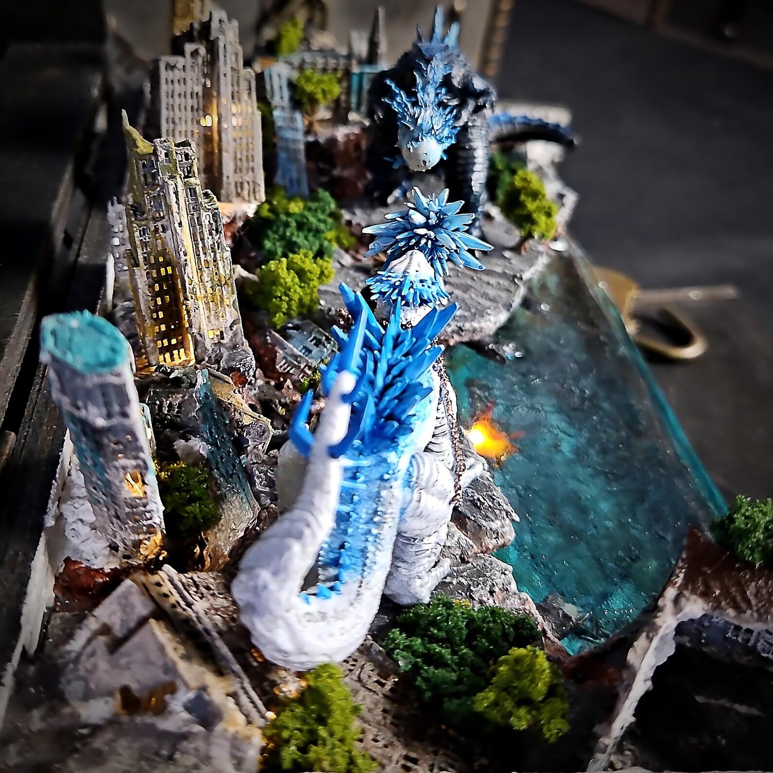 G/OD/ZI.LL.A Vs Shimo Monsters Battle Light Box, Epoxy Resin Art Lamp ...