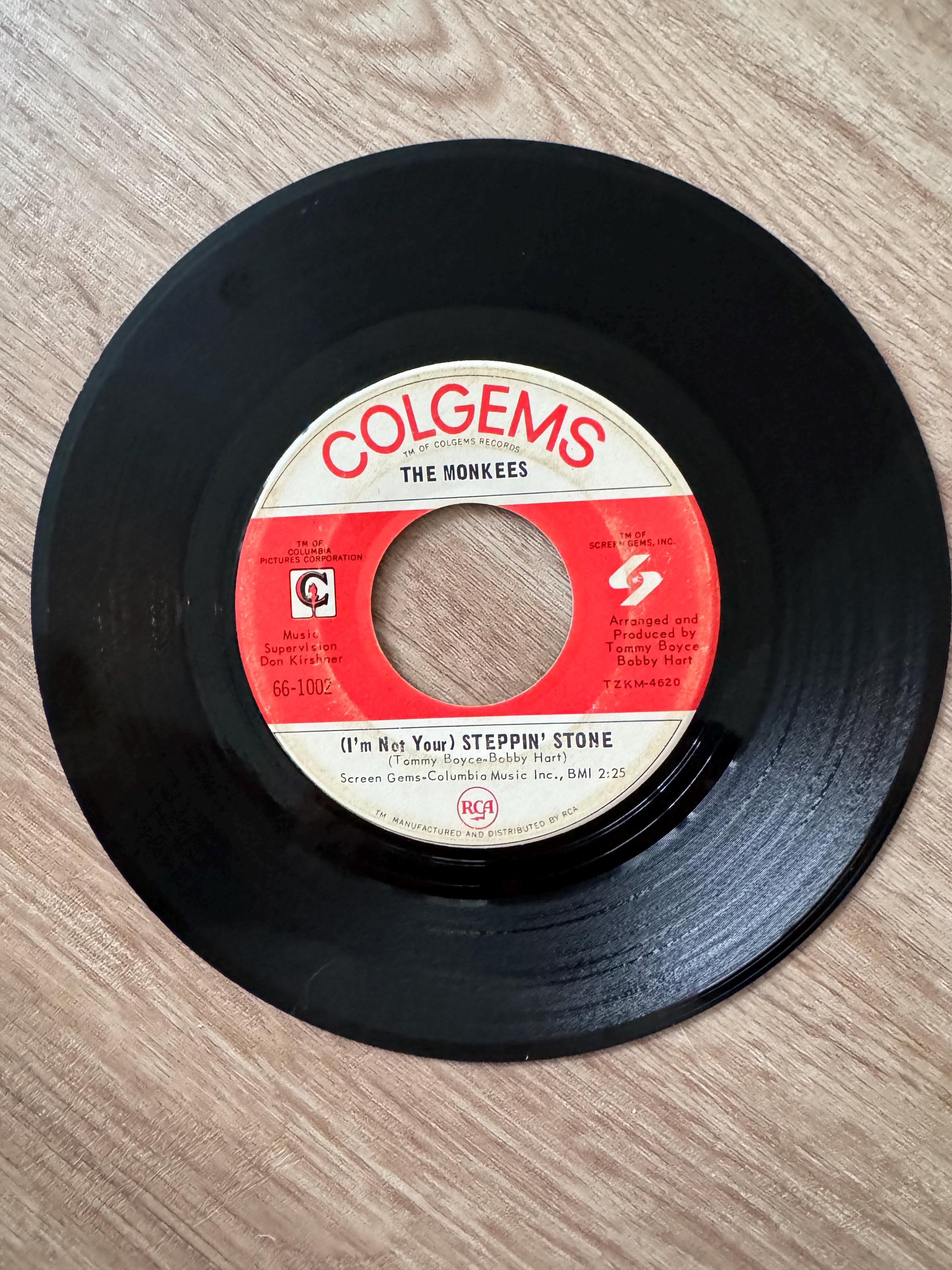 1966 the Monkees ~ I'm A Believer / (i'm Not Your) Steppin' Stone - RCA ...