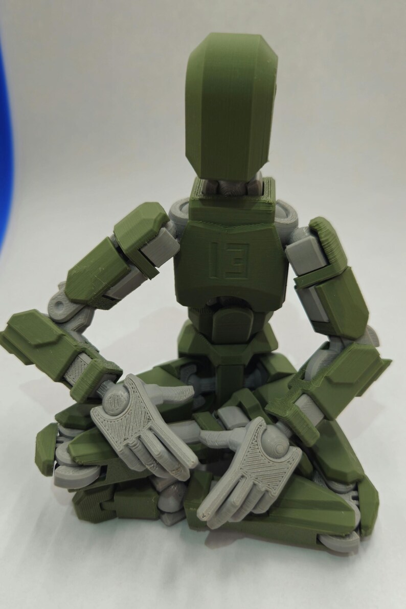 Articulated 3D Printed Figure – Poseable Robot Toy / Collectible - Etsy