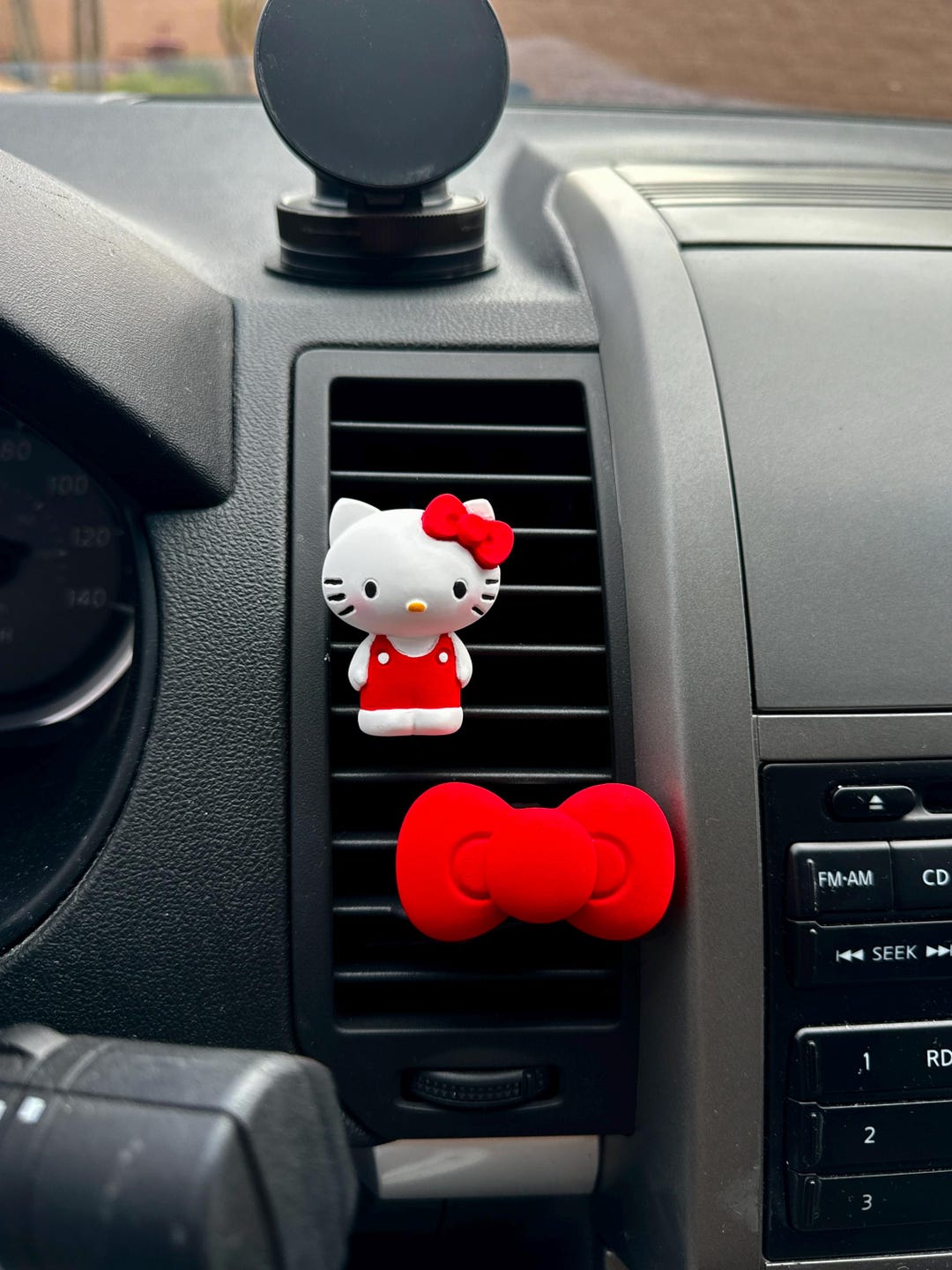 Hello Kitty Car Vent Clip | Plaster Aroma Diffuser With Essential Oil ...