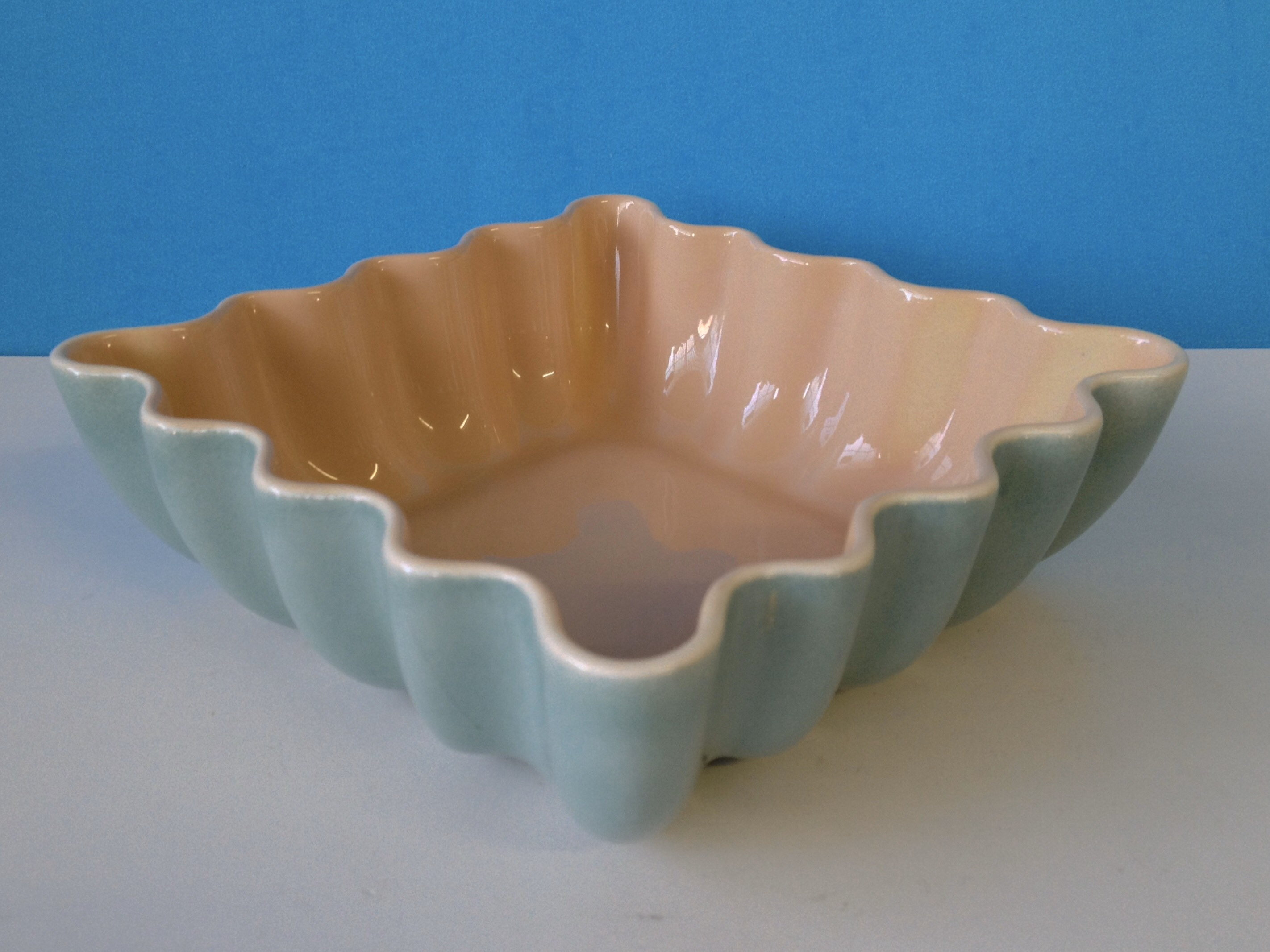 Two Tone Weir Ware Scalloped Planter | Etsy