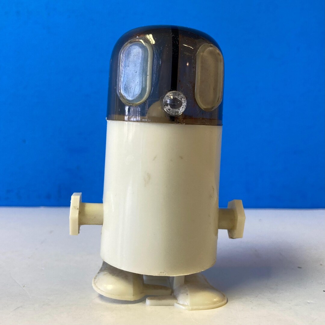 Wind up Walking Robot Salt Pepper Shaker - Etsy