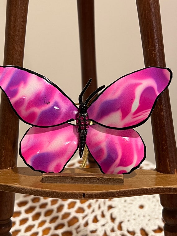 Retro Pink Butterfly Brooch - Gem