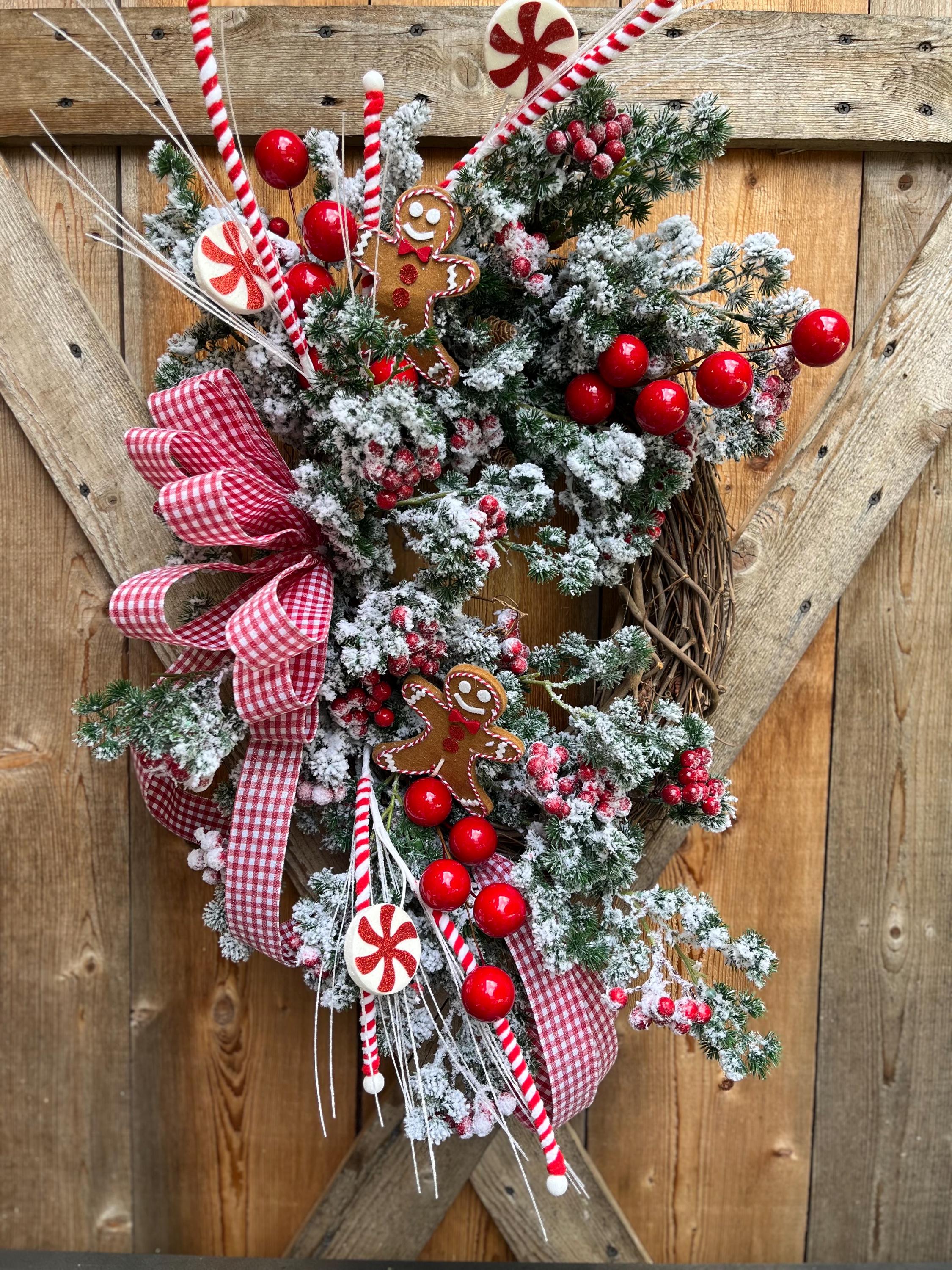 Gingerbread Wreath Flocked: Traditional Decor Holiday Reds Whites - Etsy