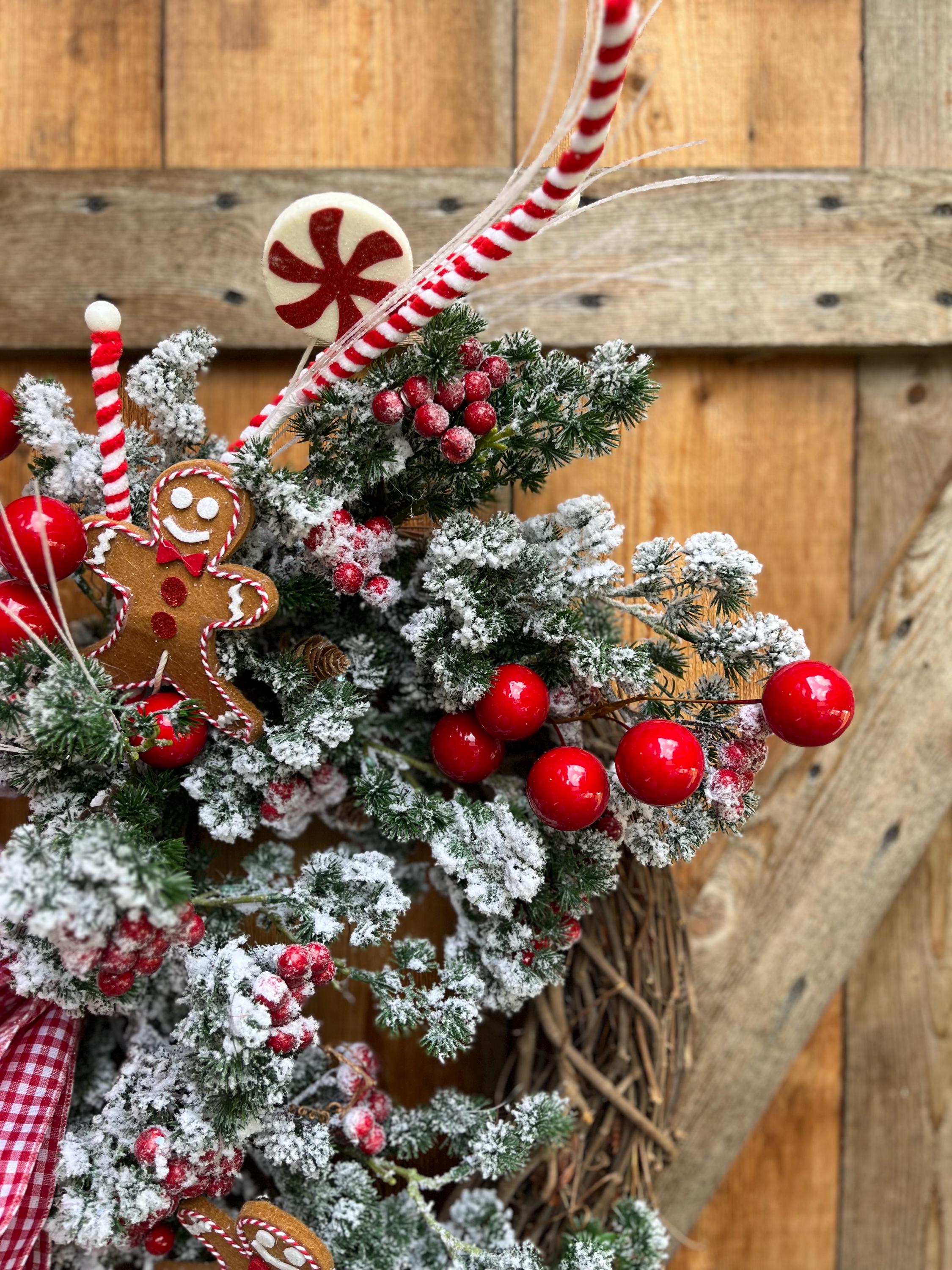 Gingerbread Wreath Flocked: Traditional Decor Holiday Reds Whites - Etsy