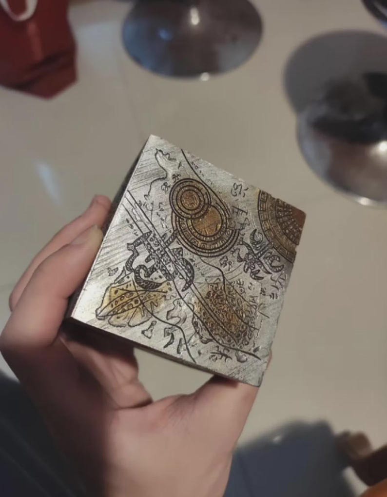 Allspark Cube-inspired Sci-fi Relic – 3D Printed Cybertron Artifact ...