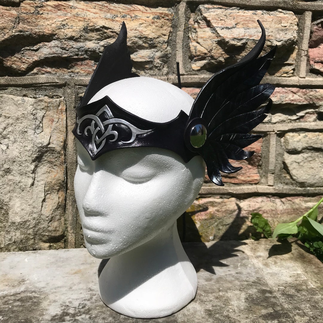 Custom Large Winged Circlet - Etsy