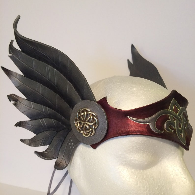 Custom Large Winged Circlet - Etsy