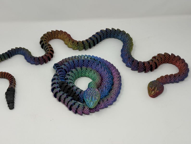 3D Printed Articulated Rattlesnake: Colorful Reptile Desk Decor ...