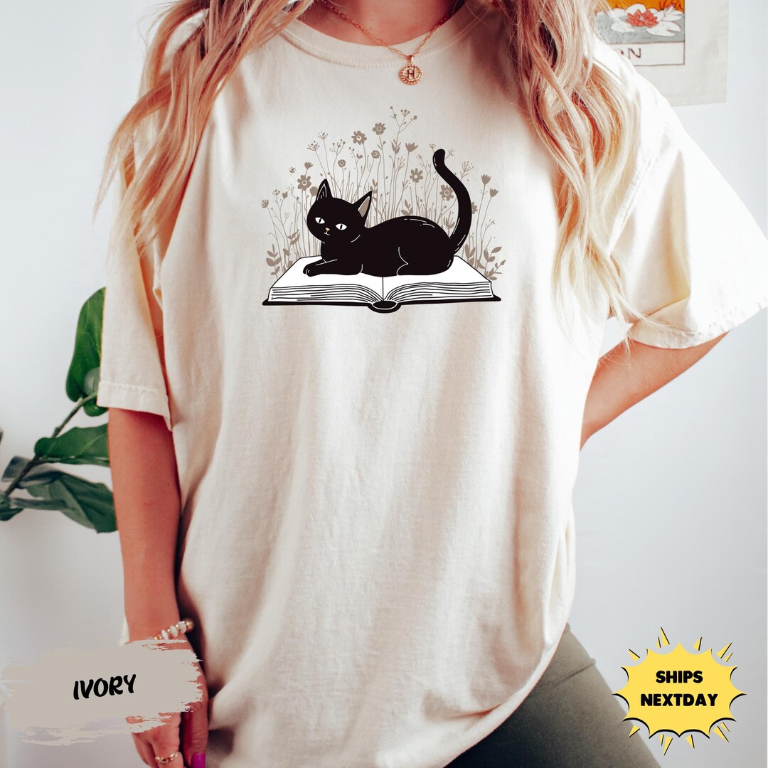 Comfort Colors Floral Black Cat Book Lover Librarian Gift Shirt - Etsy