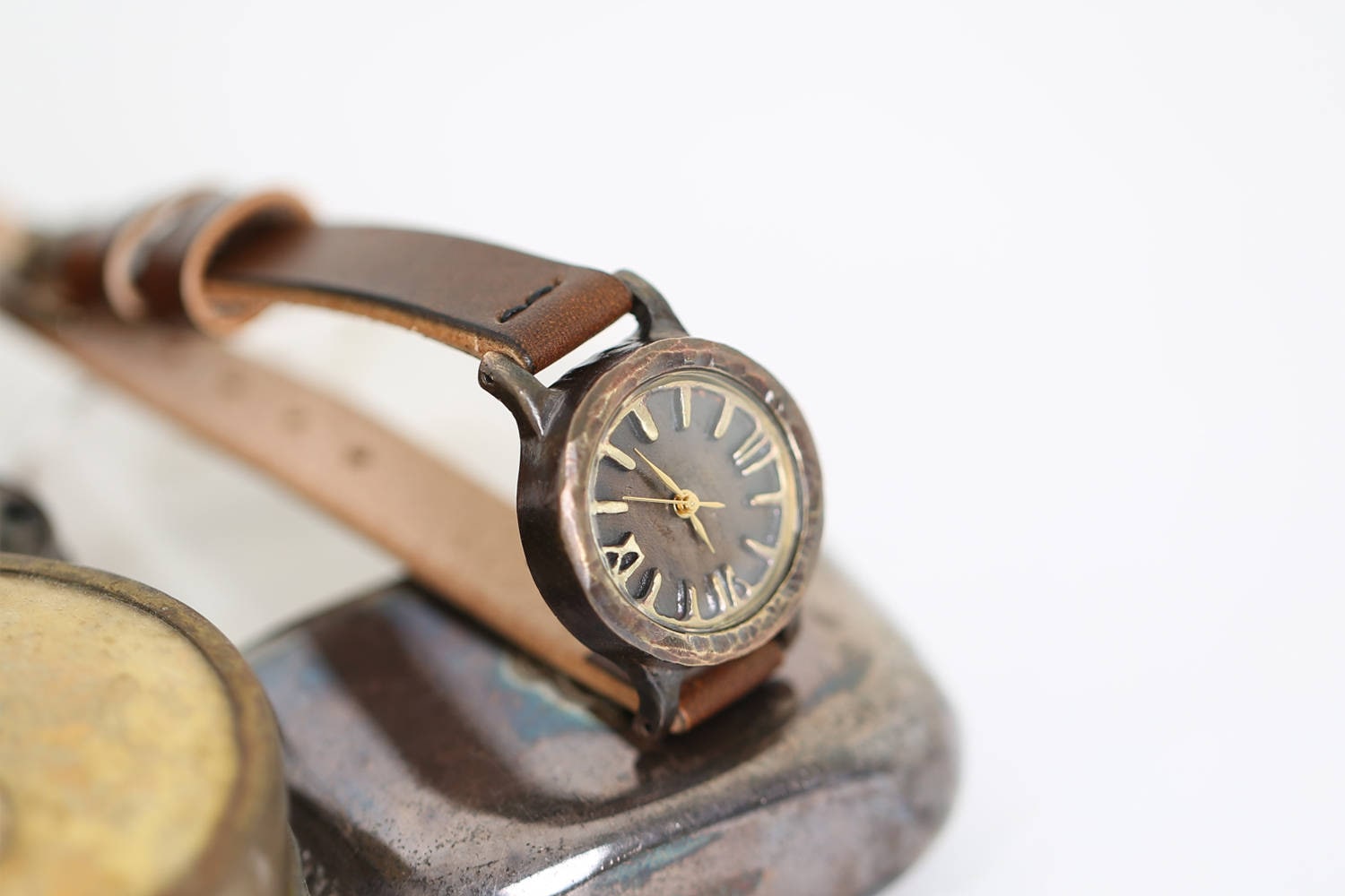 Vintage Handcraft Wrist Watch With Handstitch Leather Band /// Fins ...