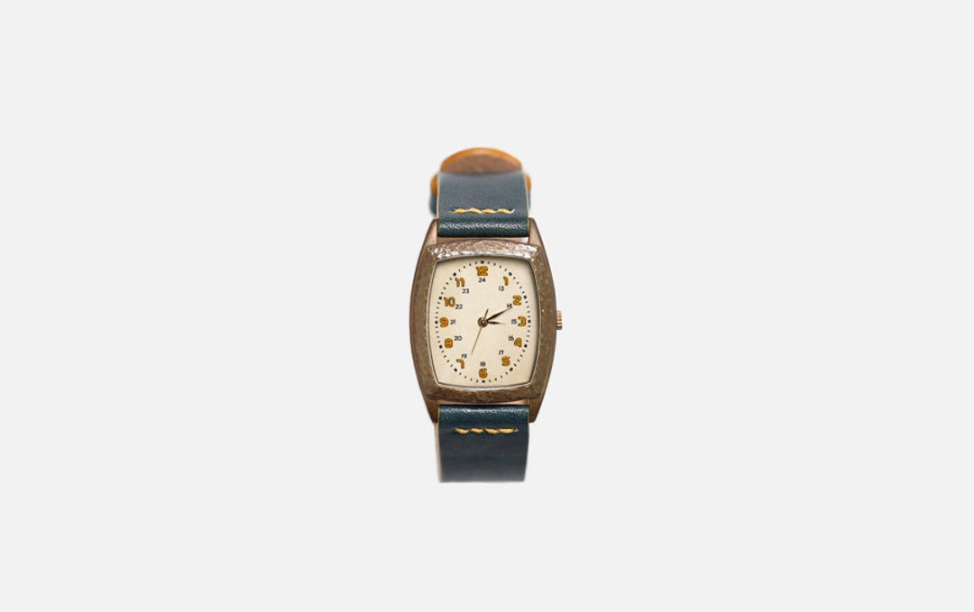 Vintage Woman Handcraft Wrist Watch With Handstitch Leather Band ...