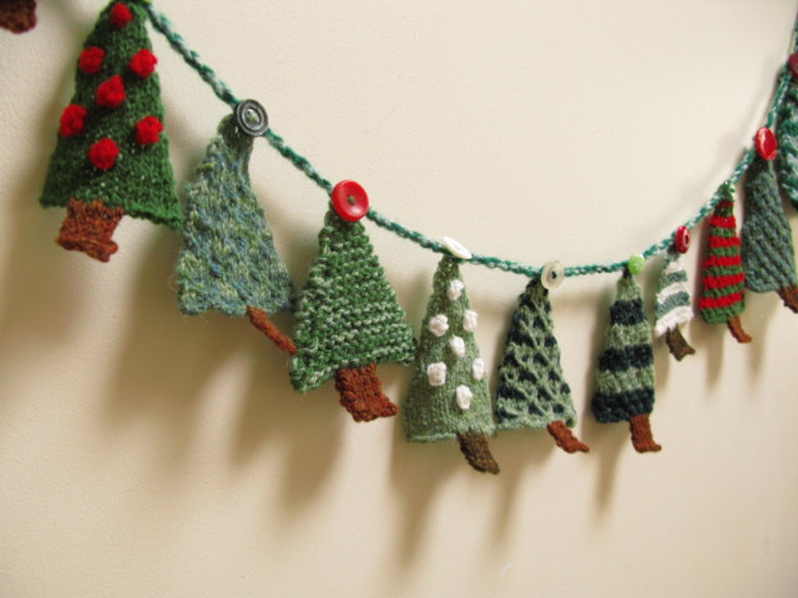 Christmas Tree Advent Garland Knitting Pattern - Etsy UK