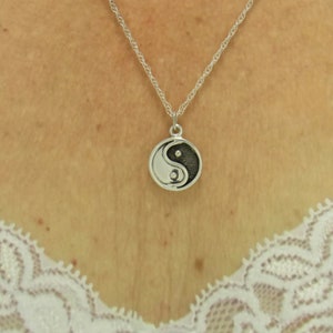 Silver Yin and Yang Necklace/ Yin Yang Pendant/ Yin Yang Jewelry ...
