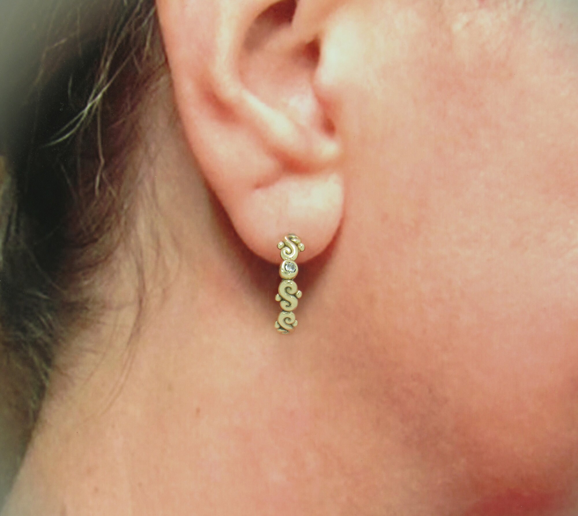 14ky Gold 1/2 Hoop Post Earrings with 2.5 mm Moissanites | Etsy