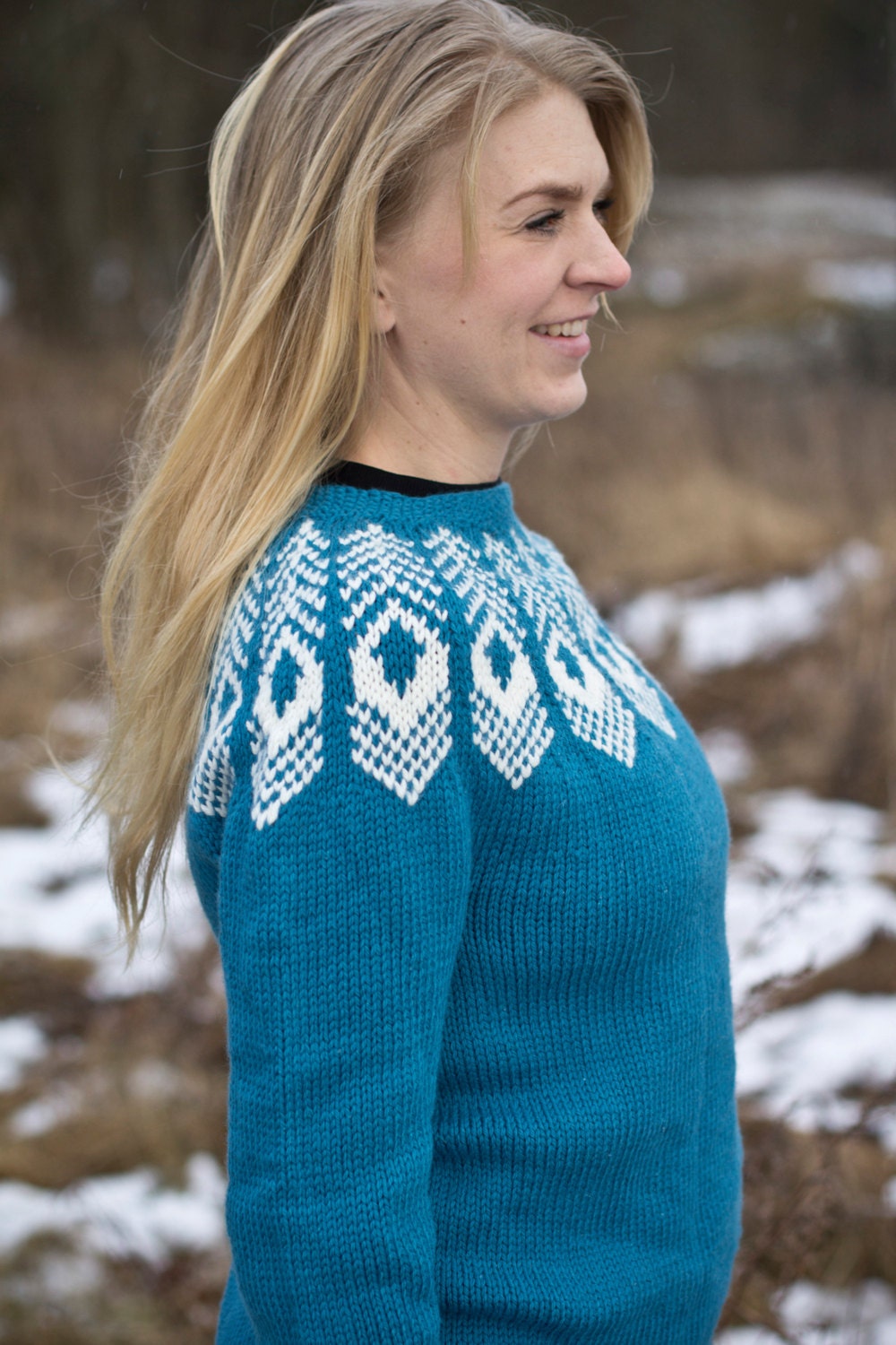 Peafowl - Icelandic Lopapeysa Pattern | Knitted Wool Sweater Heart Wool ...