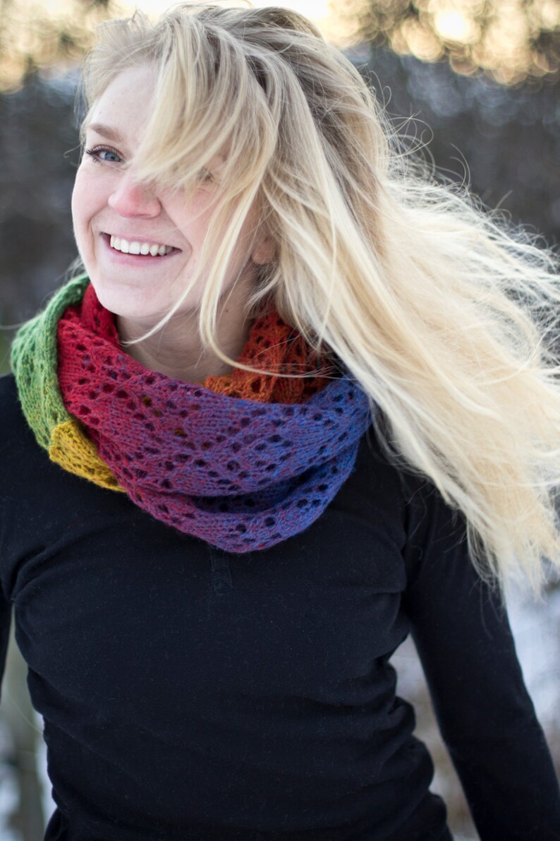 Heartfelt Pattern for Knit Lace Infinity Shawl, Wool Rainbow Ull Cowl ...