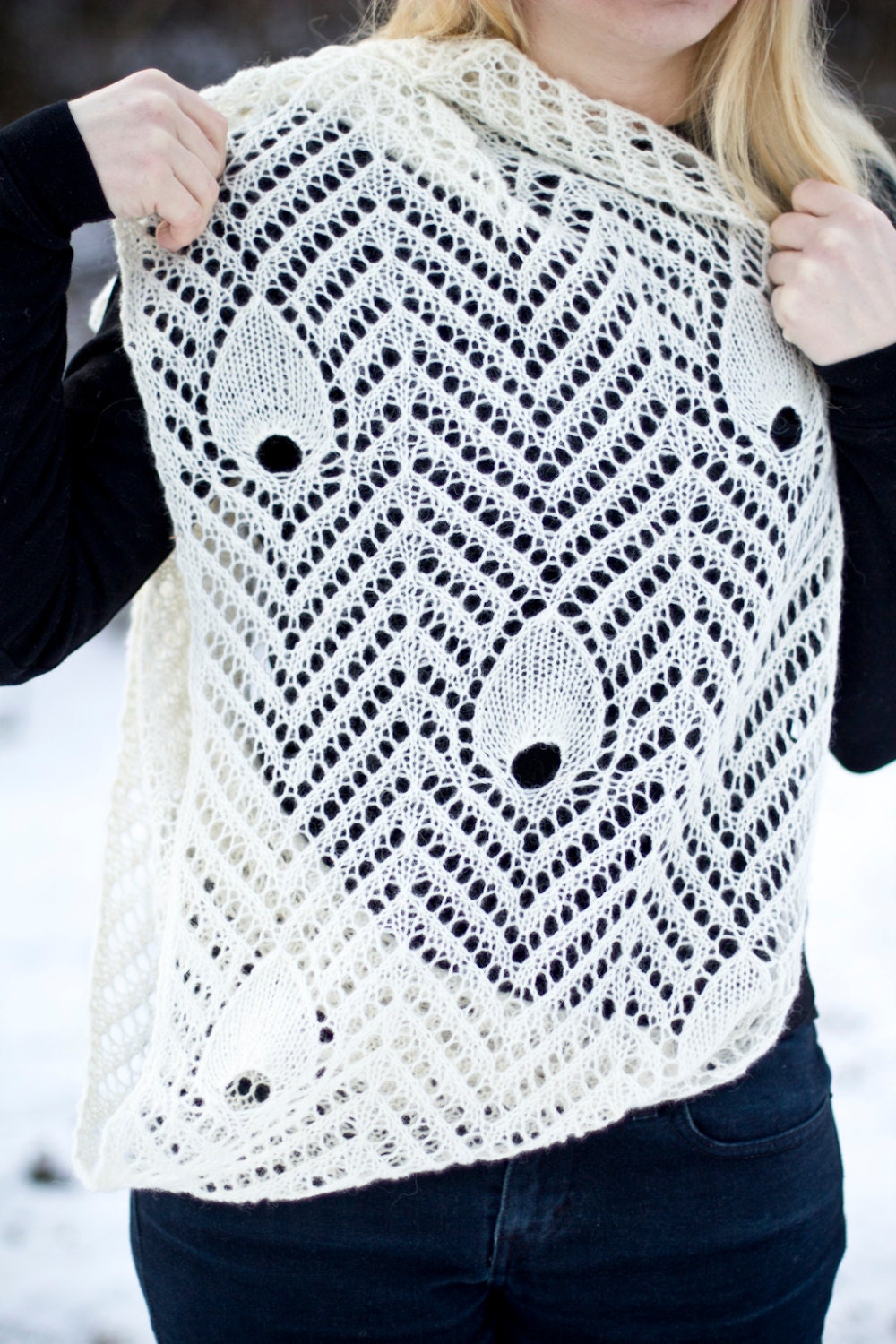 Featherlight - Pattern Peacock Feather Infinity Cowl Shawl Knitted Lace ...