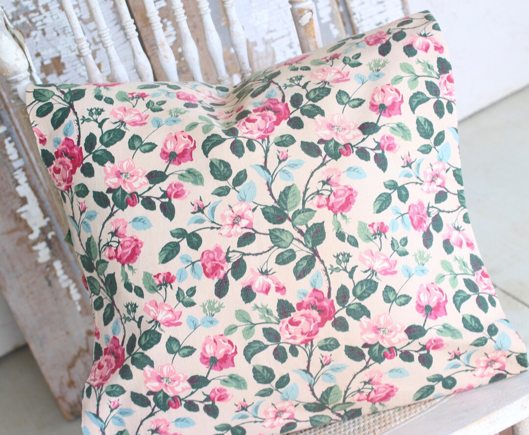 Vintage Pink English Cabbage Roses and Aqua Floral Pattern Vintage 30s ...