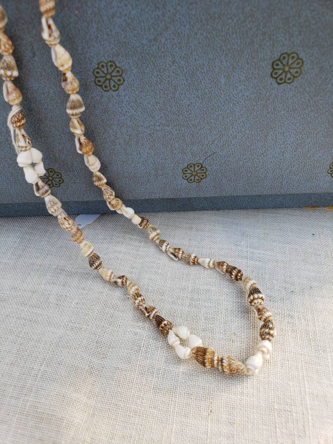 Vintage Seashell Necklace, 1970s Beach Style, Kitschy Souvenir Necklace ...