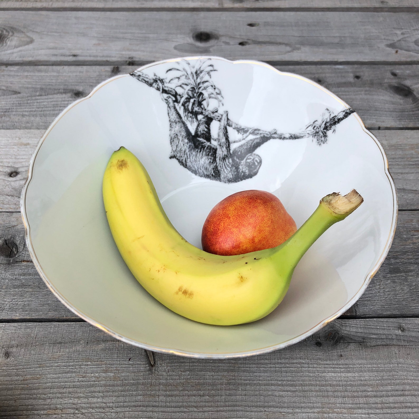 Vintage Bowl Sloth white with gold rim ø aprox. | Etsy