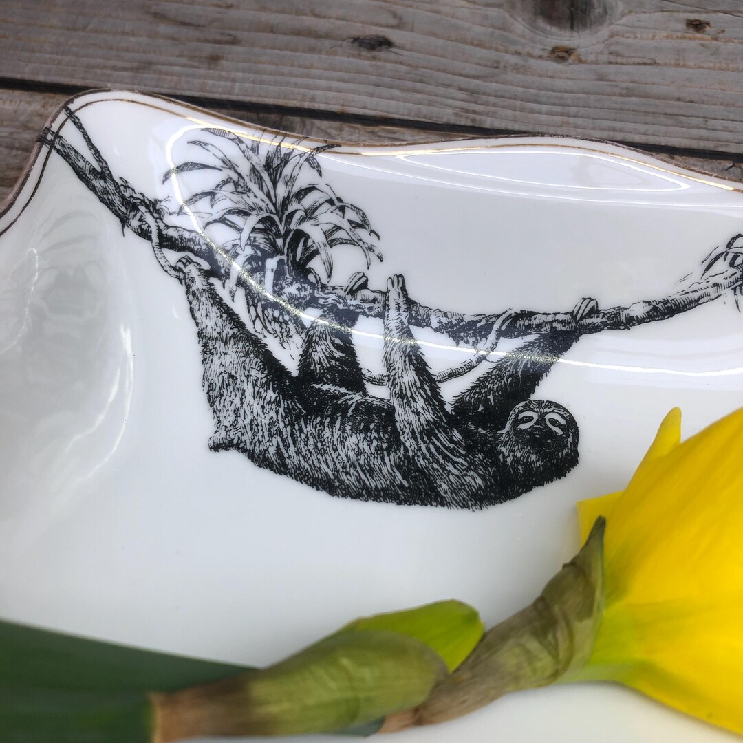 Bowl "sloth", ø Approx. 25 Cm, Porcelain With Gold Rim and Hand-crafted ...