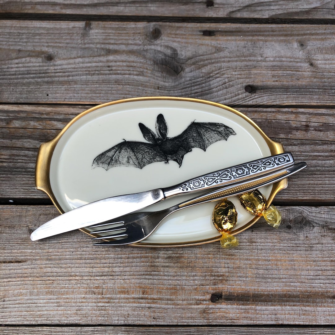 Bat Plate, Hand-printed Vintage Porcelain With Gold Rim for Serving ...