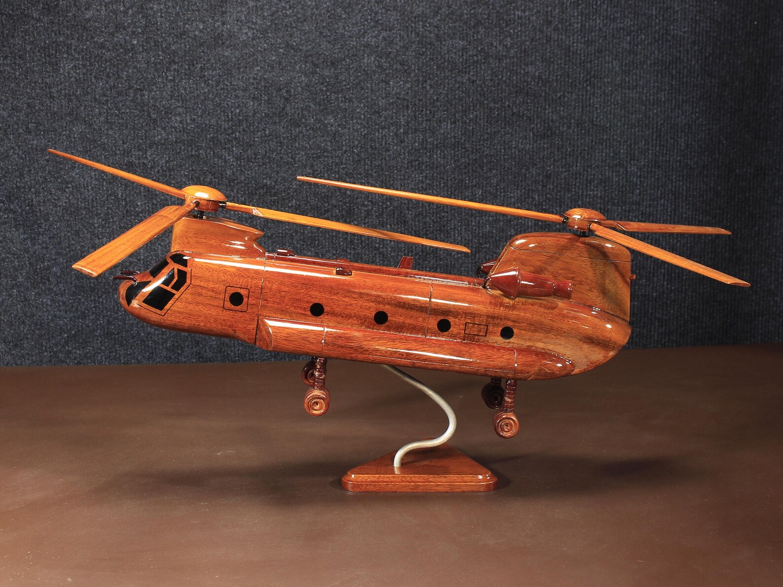 CH-47 Tandem Rotor Heavy Lift Helicopter Wooden Model | Handcrafted ...