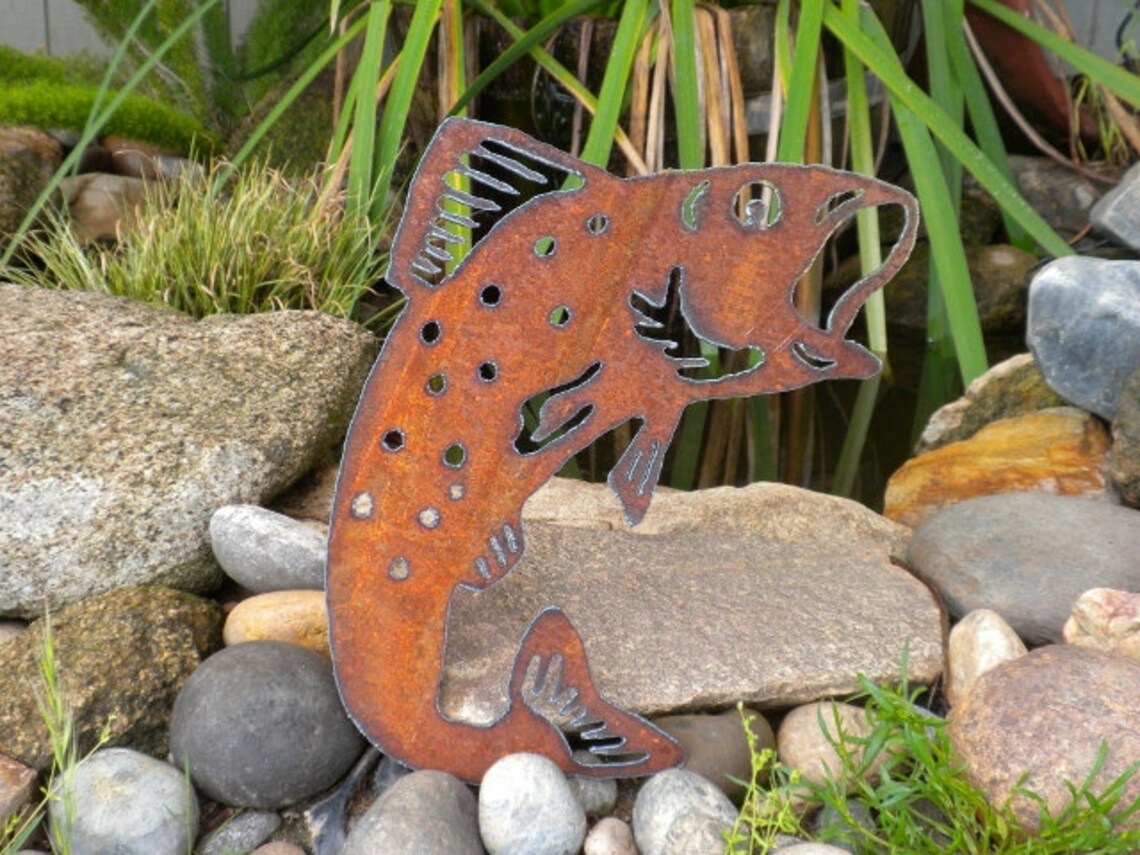Metal Trout Swimming Father's Day Gift Outdoor Fish Pond Garden Metal ...