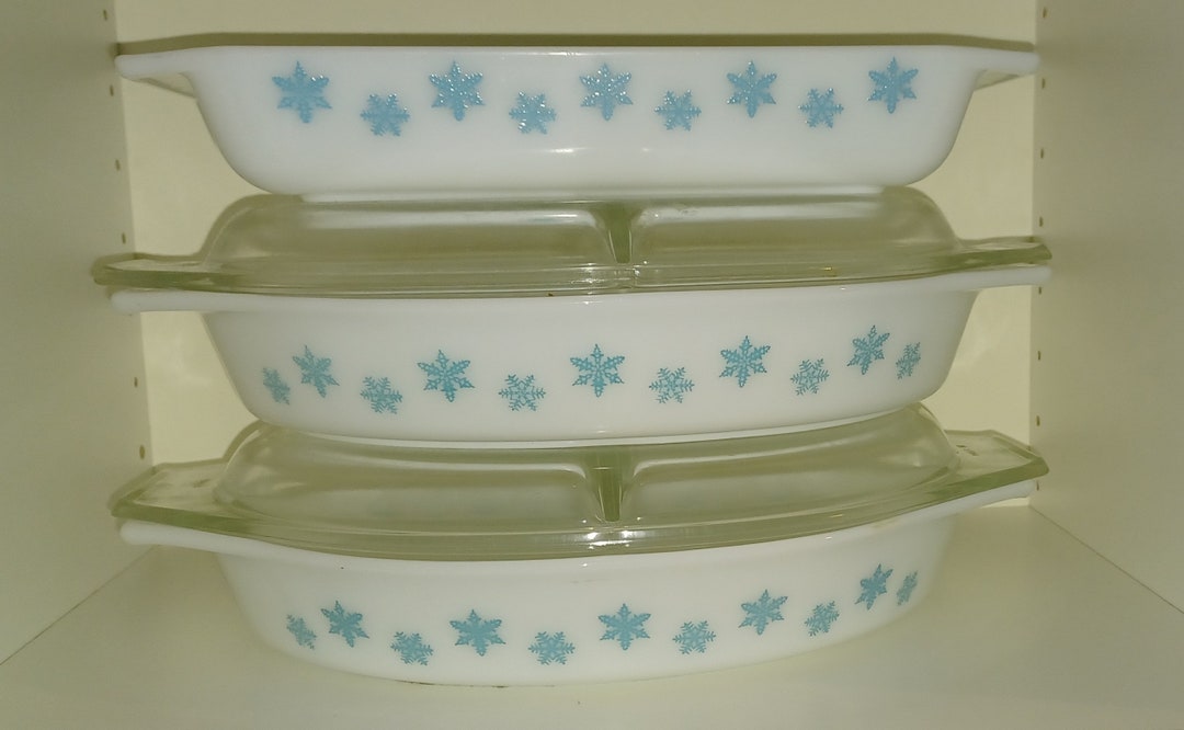 Vintage Mid Century Pyrex Snowflakes Divided Covered Casseroles and ...
