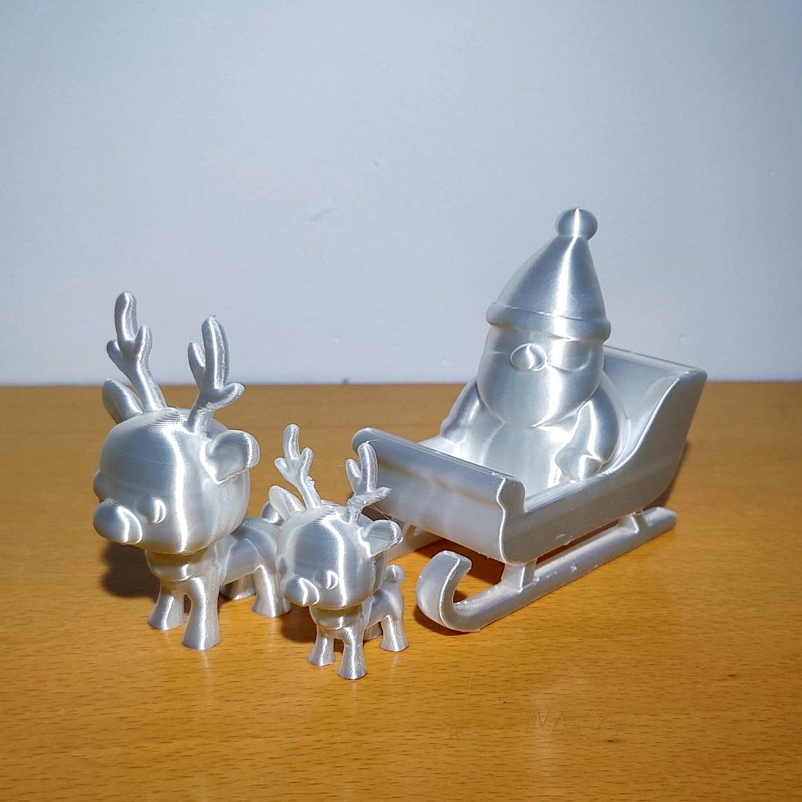 Santa Claus STL | Minimalist Santa Sleigh With Reindeer 3D Model | STL ...