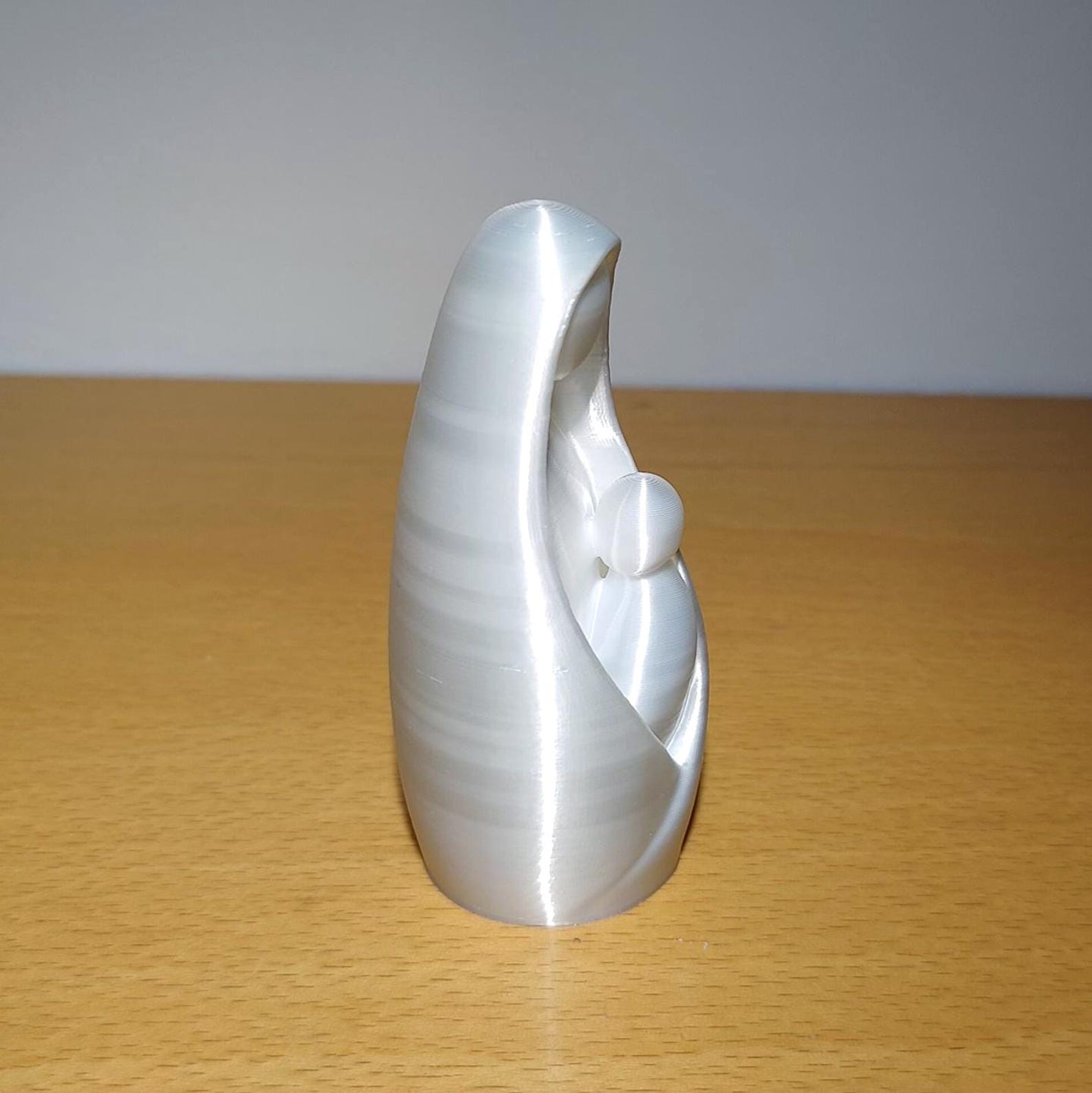 Minimalist Virgin Mary With Baby Jesus 3D Model | STL File for 3D ...