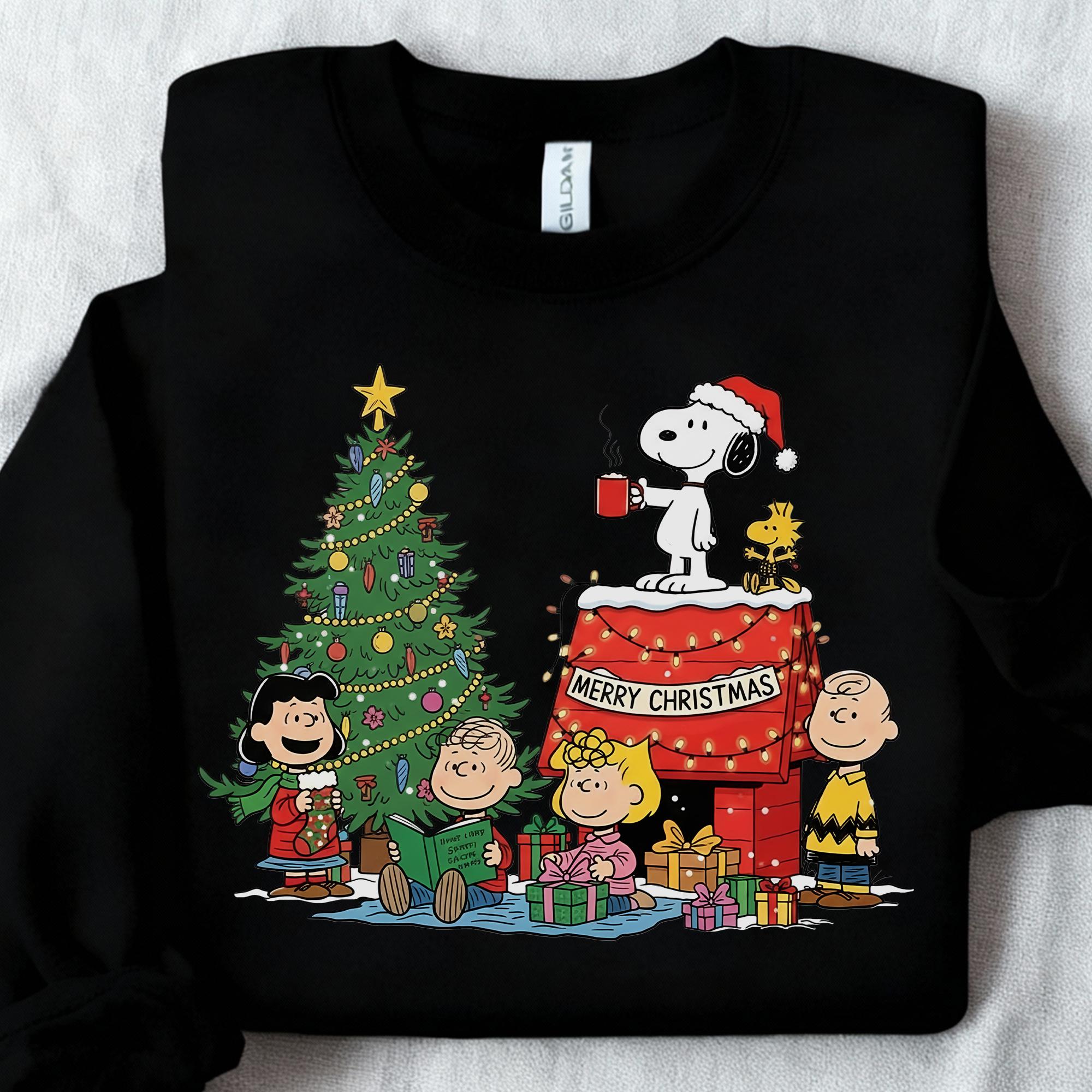 Christmas Snoopy and Friends PNG, Woodstuck, Peanuts Cartoon Dog ...