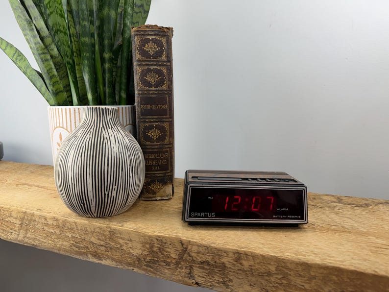 Vintage Spartus Digital Alarm Clock | Retro 70s 80s Red LED Display ...