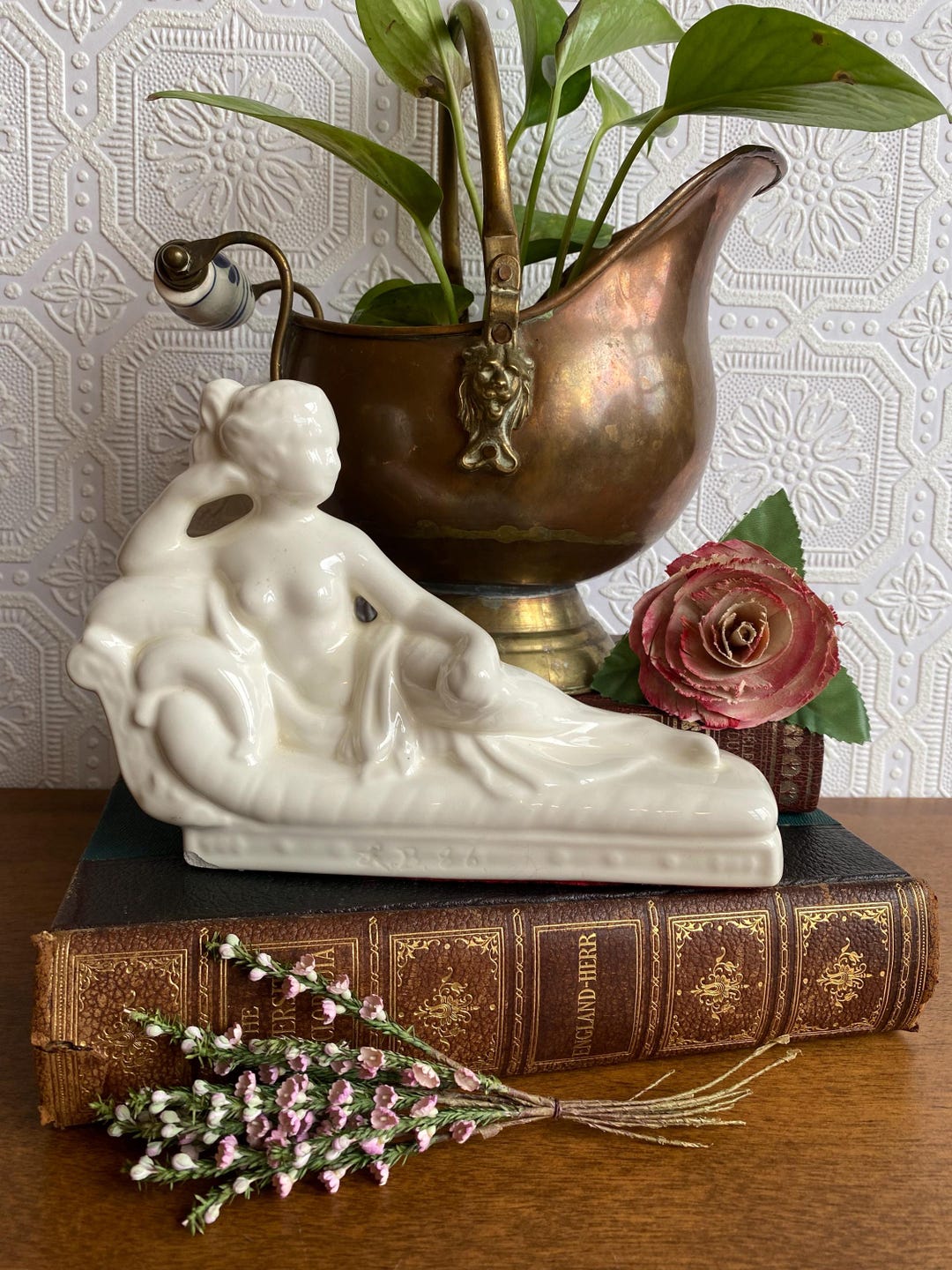 Vintage Art Deco Figurine- Porcelain Reclining Figurine Women - Mid ...