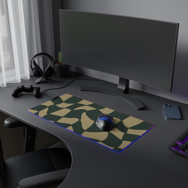 Wavy Checkerboard RGB Mouse Pad | Aesthetic Green & Beige LED Gaming ...