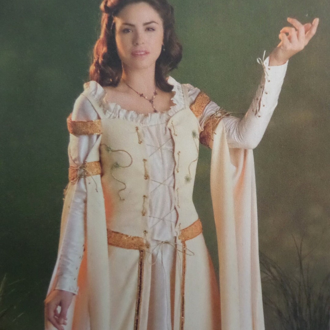 RENAISSANCE GOWN Pattern Simplicity 2573 Miss Sizes Maid Marian Dress ...
