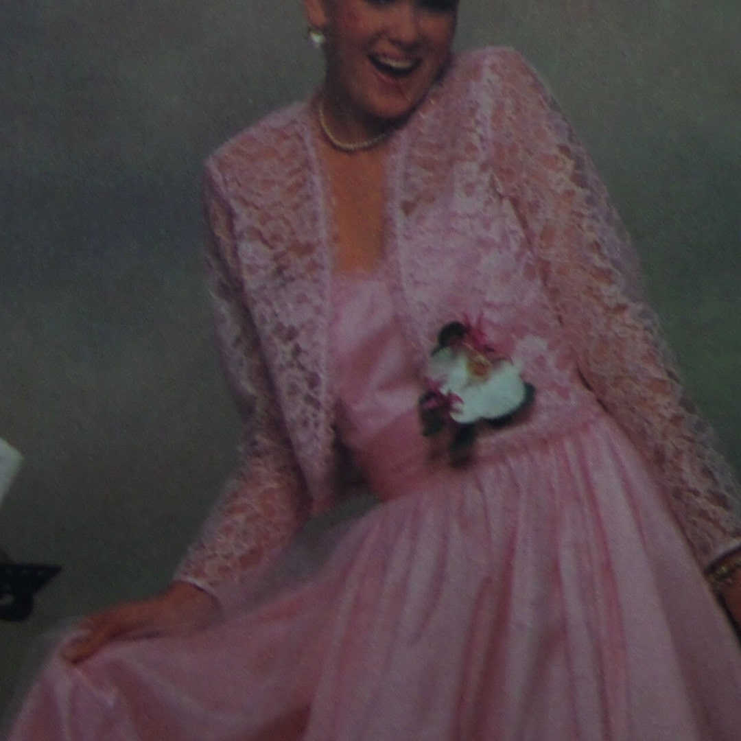 SASHED DRESS Pattern Simplicity 7420 Miss 10-14 Ruffled Dress Lace Trim ...