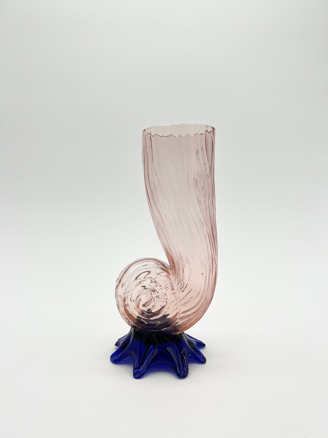 Bohemian Art Glass Kralik Seashell Cornucopia Vase - Etsy